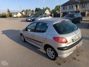 Peugeot 206 2005 in Raseiniai, with an engine capacity of 1.40 L and mileage of 200 thousand km for 320 €, photo 6 on AUTOMOTO.COM.LV