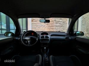 Пежо 206 2006 в Таллин, объемом двигателя 1.60 л и пробегом 120 тыс. км за 1349 €, фото 11 на AUTOMOTO.COM.LV