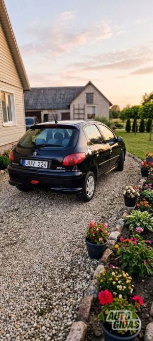 Peugeot 206 2006 Pakruojis, ar dzinēja tilpumu 1.40 L un nobraukumu 308 tūkst. km par 550 €, foto 5 vietnē AUTOMOTO.COM.LV