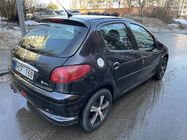 Peugeot 206 2007 Viļņa, ar dzinēja tilpumu 1.40 L un nobraukumu 112 tūkst. km par 850 €, foto 6 vietnē AUTOMOTO.COM.LV