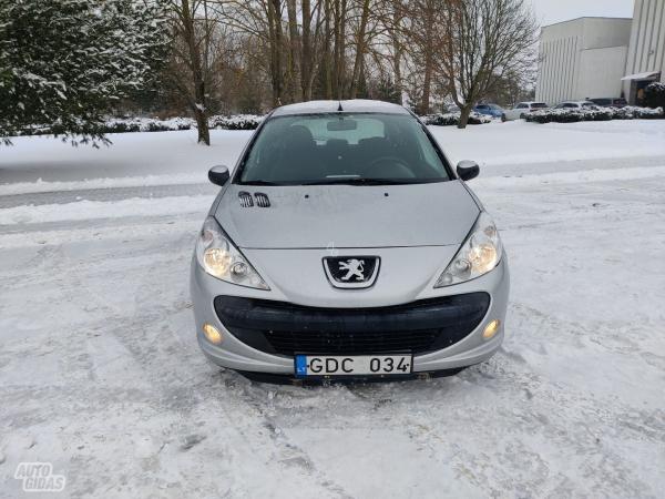 Peugeot 206 2012 in Marijampole, with an engine capacity of 1.40 L and mileage of 234 thousand km for 1300 €, photo 3 on AUTOMOTO.COM.LV