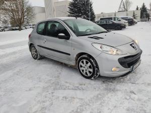Peugeot 206 2012 in Marijampole, with an engine capacity of 1.40 L and mileage of 234 thousand km for 1300 €, photo 4 on AUTOMOTO.COM.LV