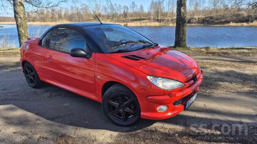 Red Peugeot 206 2005 in Riga, with an engine capacity of 1.60 L and mileage of 159 thousand km for 2400 €, photo 2 on AUTOMOTO.COM.LV