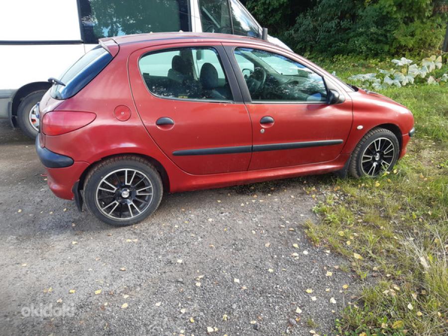 Sarkans Peugeot 206 2002 Veru, ar dzinēja tilpumu 44.00 L un nobraukumu 128 tūkst. km par 1800 €, foto 6 vietnē AUTOMOTO.COM.LV