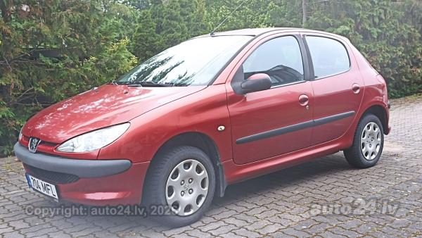 Sarkans Peugeot 206 2006 Tallina, ar dzinēja tilpumu 1.40 L un nobraukumu 166 tūkst. km par 1100 €, foto 2 vietnē AUTOMOTO.COM.LV