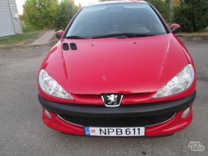 Red Peugeot 206 2008 in Kelme, with an engine capacity of 1.40 L and mileage of 190 thousand km for 1850 €, photo 3 on AUTOMOTO.COM.LV