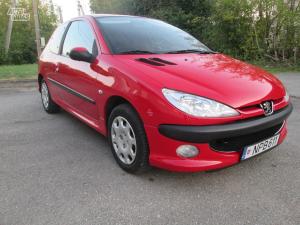 Red Peugeot 206 2008 in Kelme, with an engine capacity of 1.40 L and mileage of 190 thousand km for 1850 €, photo 4 on AUTOMOTO.COM.LV