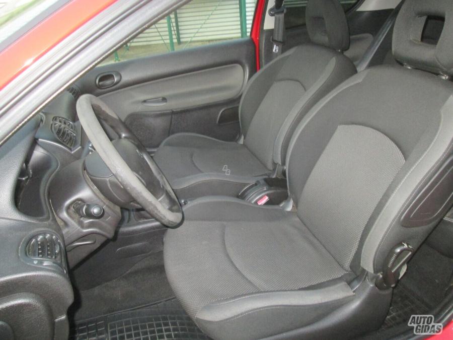 Red Peugeot 206 2008 in Kelme, with an engine capacity of 1.40 L and mileage of 190 thousand km for 1850 €, photo 9 on AUTOMOTO.COM.LV