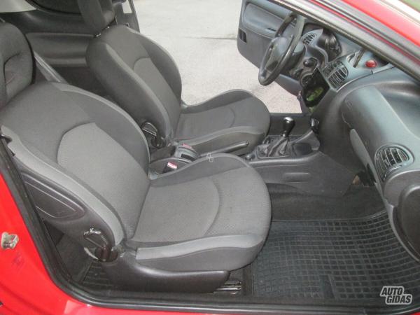 Sarkans Peugeot 206 2008 Kelmė, ar dzinēja tilpumu 1.40 L un nobraukumu 190 tūkst. km par 1850 €, foto 9 vietnē AUTOMOTO.COM.LV