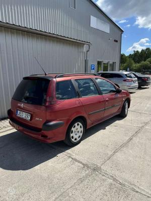 Sarkans Peugeot 206 2004 Rokiškis, ar dzinēja tilpumu 1.40 L un nobraukumu 271 tūkst. km par 300 €, foto 6 vietnē AUTOMOTO.COM.LV