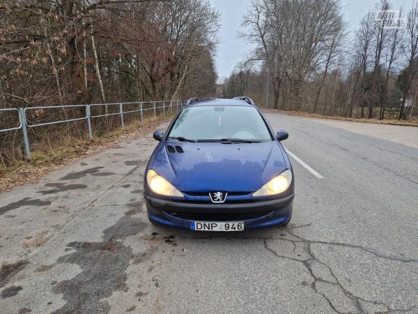 Peugeot 206 2002 in Vilnius, with an engine capacity of 2.00 L and mileage of 2240 thousand km for 550 €, photo 1 on AUTOMOTO.COM.LV
