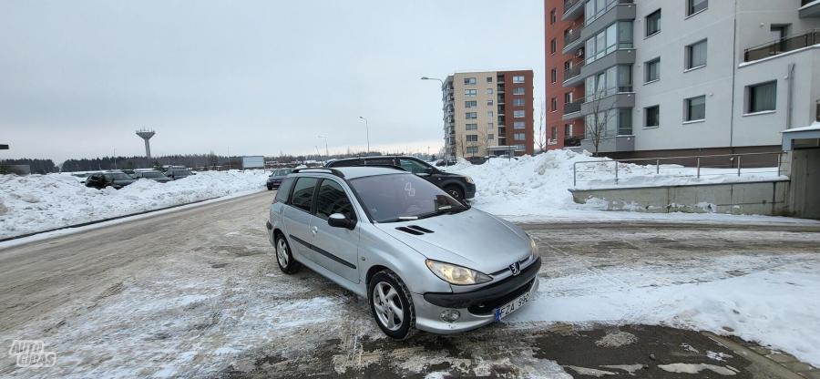 Peugeot 206 2002 Klaipėda, ar dzinēja tilpumu 2.00 L un nobraukumu 400 tūkst. km par 520 €, foto 6 vietnē AUTOMOTO.COM.LV