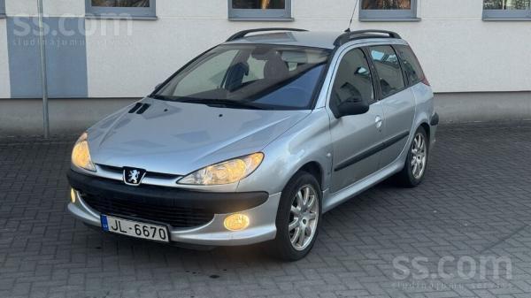 Peugeot 206 2003 in Jelgava, with an engine capacity of 2.00 L and mileage of 199 thousand km for 1190 €, photo 2 on AUTOMOTO.COM.LV