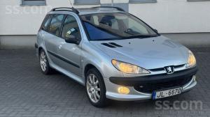 Peugeot 206 2003 in Jelgava, with an engine capacity of 2.00 L and mileage of 199 thousand km for 1190 €, photo 4 on AUTOMOTO.COM.LV