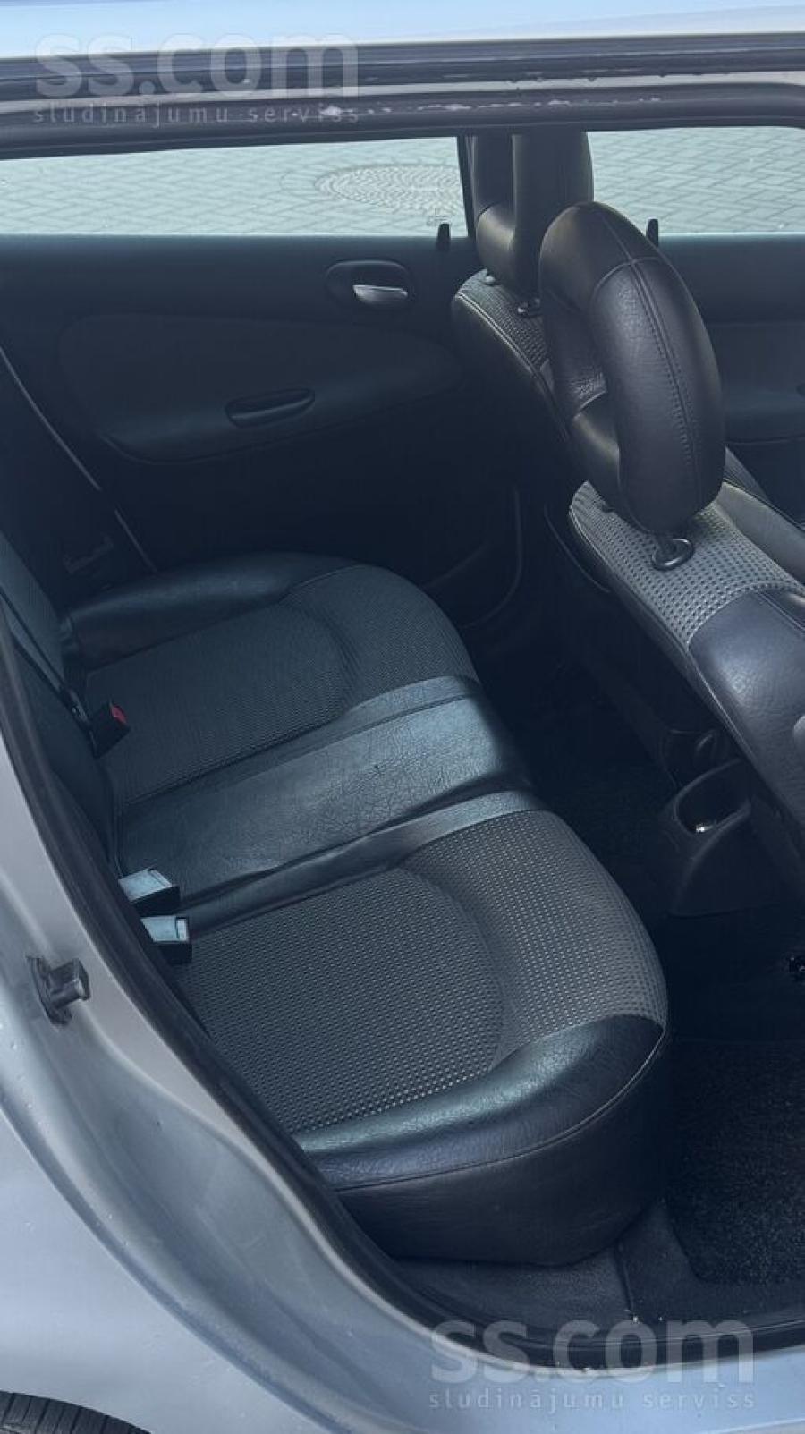Peugeot 206 2003 in Jelgava, with an engine capacity of 2.00 L and mileage of 199 thousand km for 1190 €, photo 11 on AUTOMOTO.COM.LV