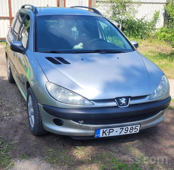 Пежо 206 2004 в Лиепая, объемом двигателя 2.00 л и пробегом 0 тыс. км за 1300 €, фото 1 на AUTOMOTO.COM.LV