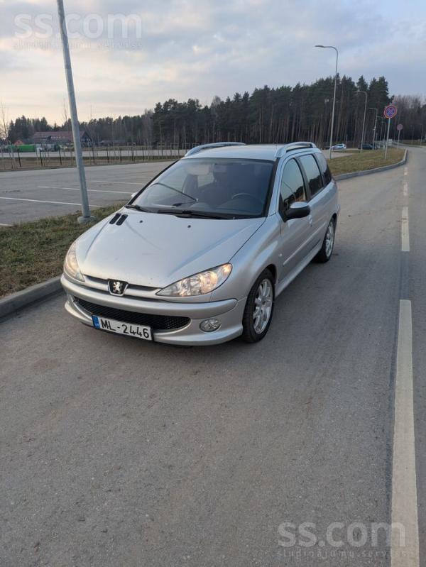 Peugeot 206 2005 Valmiera, ar dzinēja tilpumu 2.00 L un nobraukumu 399 tūkst. km par 1500 €, foto 1 vietnē AUTOMOTO.COM.LV