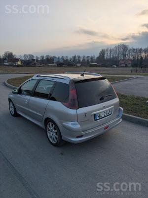 Peugeot 206 2005 in Valmiera, with an engine capacity of 2.00 L and mileage of 399 thousand km for 1500 €, photo 5 on AUTOMOTO.COM.LV