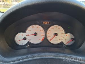 White Peugeot 206 2003 in Madona, with an engine capacity of 1.10 L and mileage of 147 thousand km for 1281 €, photo 7 on AUTOMOTO.COM.LV