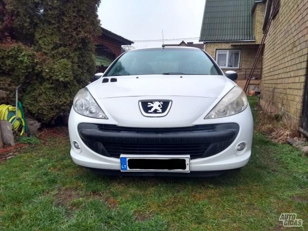 Balts Peugeot 206 2013 Vilkaviškis, ar dzinēja tilpumu 1.40 L un nobraukumu 210 tūkst. km par 1350 €, foto 3 vietnē AUTOMOTO.COM.LV