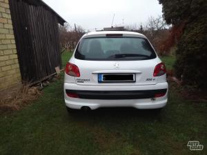 Balts Peugeot 206 2013 Vilkaviškis, ar dzinēja tilpumu 1.40 L un nobraukumu 210 tūkst. km par 1350 €, foto 6 vietnē AUTOMOTO.COM.LV