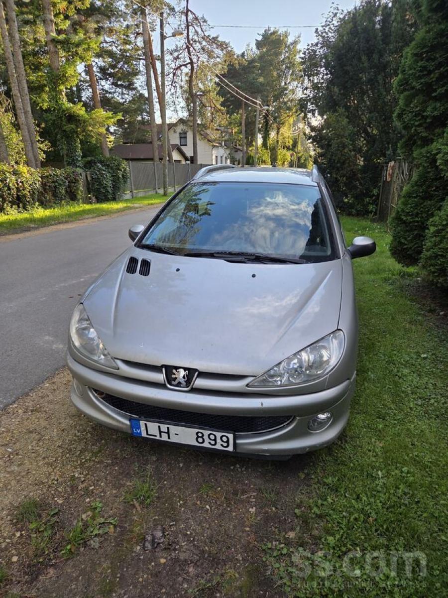 Yellow Peugeot 206 2006 in Riga, with an engine capacity of 1.40 L and mileage of 226 thousand km for 350 €, photo 1 on AUTOMOTO.COM.LV