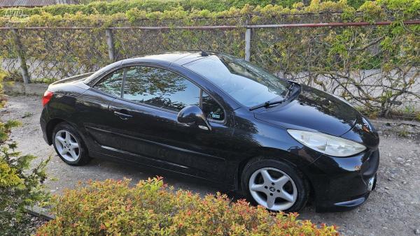 Melns Peugeot 207 2007 Kauņa, ar dzinēja tilpumu 1.60 L un nobraukumu 237 tūkst. km par 1300 €, foto 3 vietnē AUTOMOTO.COM.LV