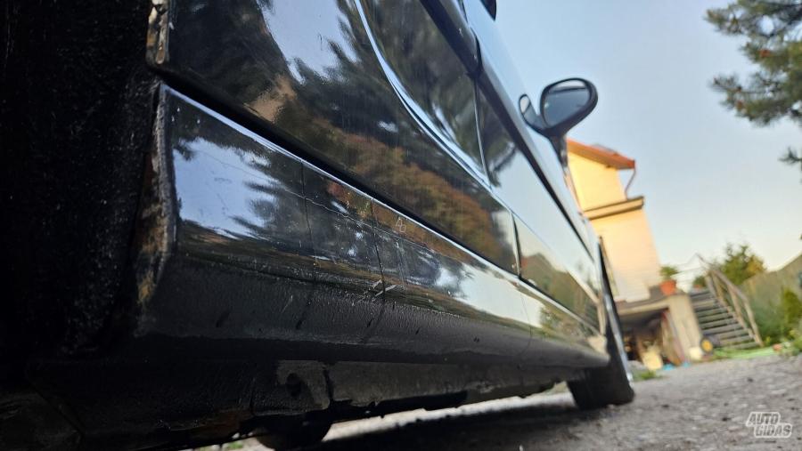 Melns Peugeot 207 2007 Kauņa, ar dzinēja tilpumu 1.60 L un nobraukumu 237 tūkst. km par 1300 €, foto 10 vietnē AUTOMOTO.COM.LV