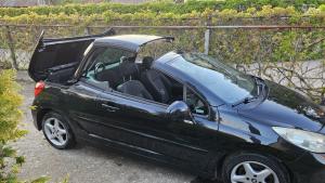 Melns Peugeot 207 2007 Kauņa, ar dzinēja tilpumu 1.60 L un nobraukumu 237 tūkst. km par 1300 €, foto 16 vietnē AUTOMOTO.COM.LV