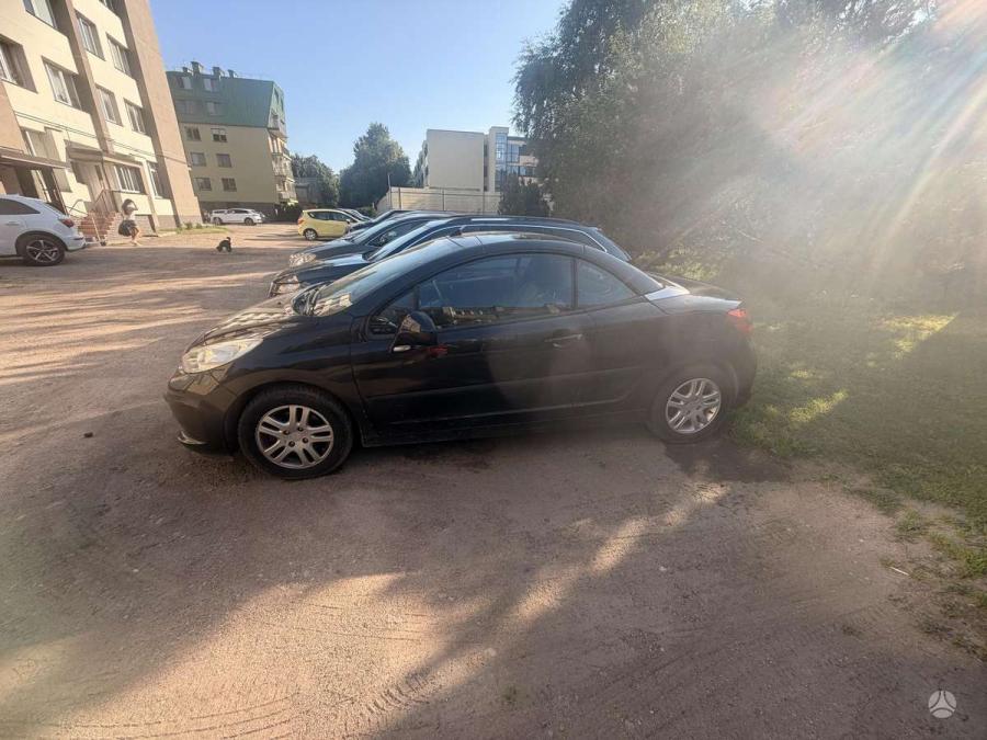 Black Peugeot 207 2008 in Palanga, with an engine capacity of 1.60 L and mileage of 192 thousand km for 1350 €, photo 4 on AUTOMOTO.COM.LV