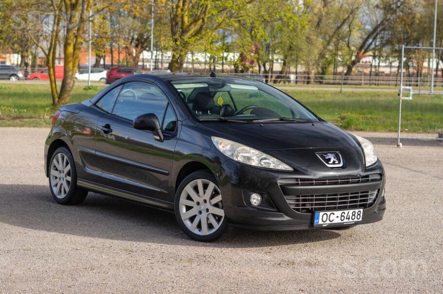 Black Peugeot 207 2009 in Liepaja, with an engine capacity of 1.60 L and mileage of 200 thousand km for 650 €, photo 2 on AUTOMOTO.COM.LV