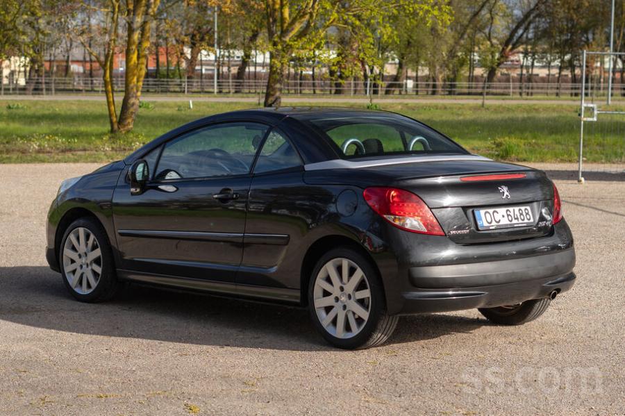 Black Peugeot 207 2009 in Liepaja, with an engine capacity of 1.60 L and mileage of 200 thousand km for 650 €, photo 5 on AUTOMOTO.COM.LV