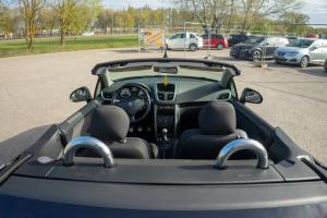 Black Peugeot 207 2009 in Riga, with an engine capacity of 1.60 L and mileage of 201 thousand km for 3500 €, photo 10 on AUTOMOTO.COM.LV