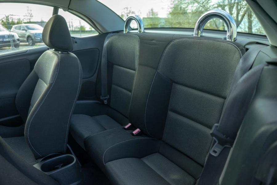 Black Peugeot 207 2009 in Riga, with an engine capacity of 1.60 L and mileage of 201 thousand km for 3500 €, photo 14 on AUTOMOTO.COM.LV