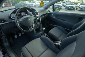 Black Peugeot 207 2009 in Riga, with an engine capacity of 1.60 L and mileage of 201 thousand km for 3500 €, photo 15 on AUTOMOTO.COM.LV