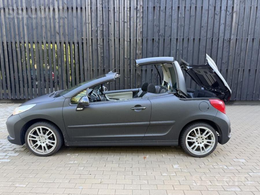 Black Peugeot 207 2009 in Riga, with an engine capacity of 1.60 L and mileage of 183 thousand km for 1650 €, photo 6 on AUTOMOTO.COM.LV