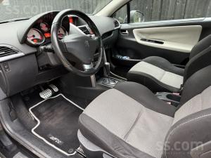 Black Peugeot 207 2009 in Riga, with an engine capacity of 1.60 L and mileage of 183 thousand km for 1650 €, photo 8 on AUTOMOTO.COM.LV