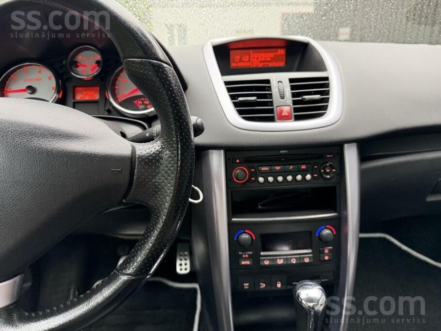 Black Peugeot 207 2009 in Riga, with an engine capacity of 1.60 L and mileage of 183 thousand km for 1650 €, photo 15 on AUTOMOTO.COM.LV
