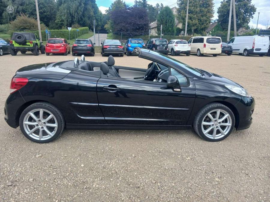 Black Peugeot 207 2010 in Kelme, with an engine capacity of 1.60 L and mileage of 158 thousand km for 3050 €, photo 6 on AUTOMOTO.COM.LV