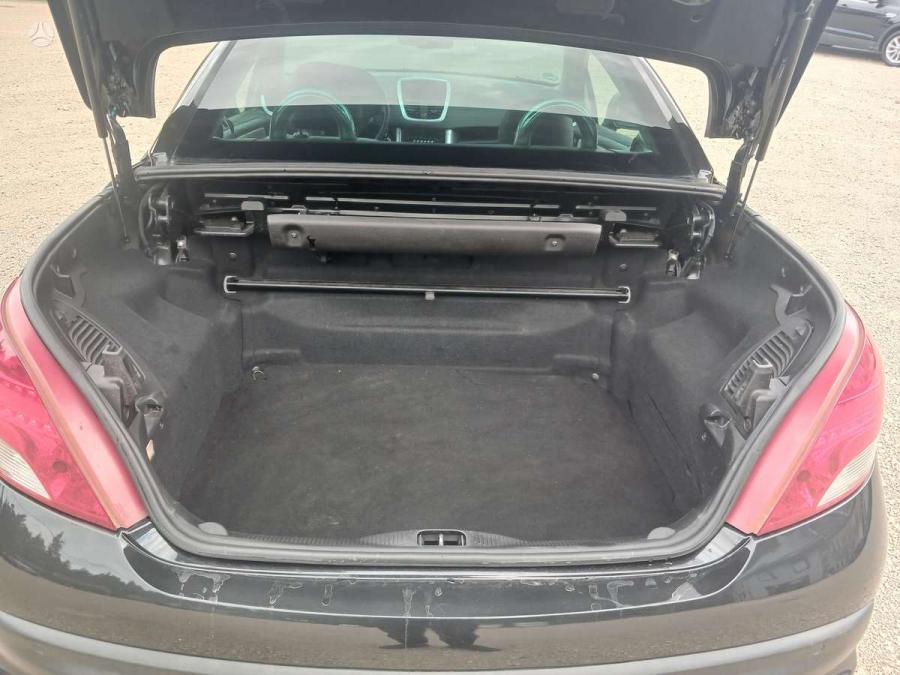 Black Peugeot 207 2010 in Kelme, with an engine capacity of 1.60 L and mileage of 158 thousand km for 3050 €, photo 13 on AUTOMOTO.COM.LV