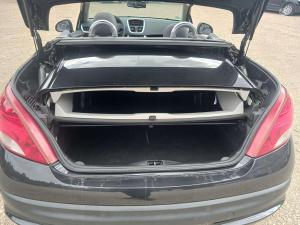 Black Peugeot 207 2010 in Kelme, with an engine capacity of 1.60 L and mileage of 158 thousand km for 3050 €, photo 18 on AUTOMOTO.COM.LV