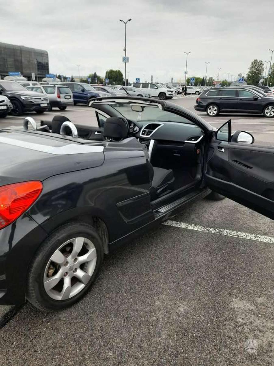 Melns Peugeot 207 2009 Kauņa, ar dzinēja tilpumu 1.60 L un nobraukumu 180 tūkst. km par 1950 €, foto 5 vietnē AUTOMOTO.COM.LV