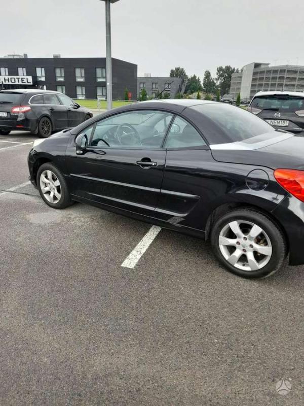 Melns Peugeot 207 2009 Kauņa, ar dzinēja tilpumu 1.60 L un nobraukumu 180 tūkst. km par 1950 €, foto 7 vietnē AUTOMOTO.COM.LV