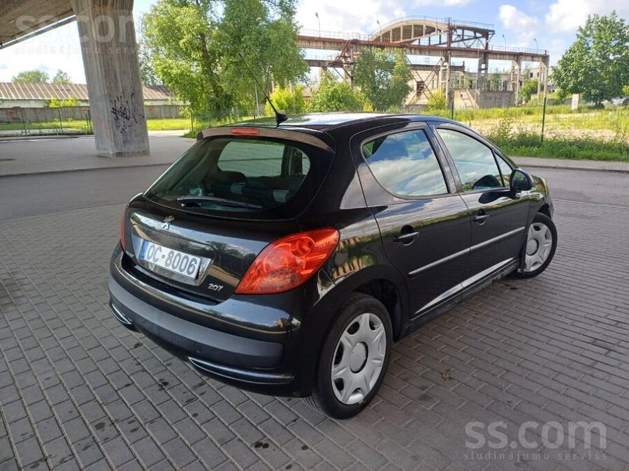 Melns Peugeot 207 2006 Daugavpils, ar dzinēja tilpumu 1.40 L un nobraukumu 175 tūkst. km par 1450 €, foto 4 vietnē AUTOMOTO.COM.LV