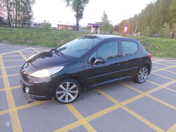 Black Peugeot 207 2007 in Vilnius, with an engine capacity of 1.56 L and mileage of 254 thousand km for 1500 €, photo 8 on AUTOMOTO.COM.LV