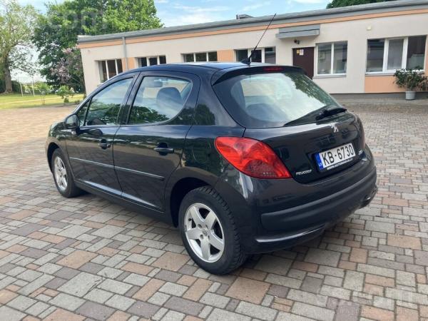 Melns Peugeot 207 2007 Jelgava, ar dzinēja tilpumu 1.40 L un nobraukumu 160 tūkst. km par 1650 €, foto 6 vietnē AUTOMOTO.COM.LV