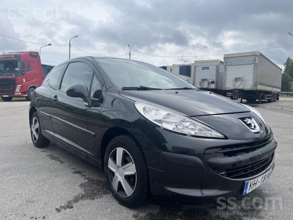 Melns Peugeot 207 2007 Rīga, ar dzinēja tilpumu 1.40 L un nobraukumu 230 tūkst. km par 500 €, foto 3 vietnē AUTOMOTO.COM.LV
