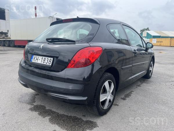 Melns Peugeot 207 2007 Rīga, ar dzinēja tilpumu 1.40 L un nobraukumu 230 tūkst. km par 500 €, foto 5 vietnē AUTOMOTO.COM.LV