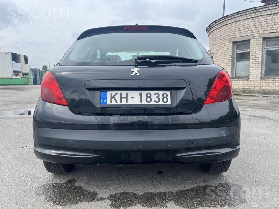 Melns Peugeot 207 2007 Rīga, ar dzinēja tilpumu 1.40 L un nobraukumu 230 tūkst. km par 500 €, foto 7 vietnē AUTOMOTO.COM.LV