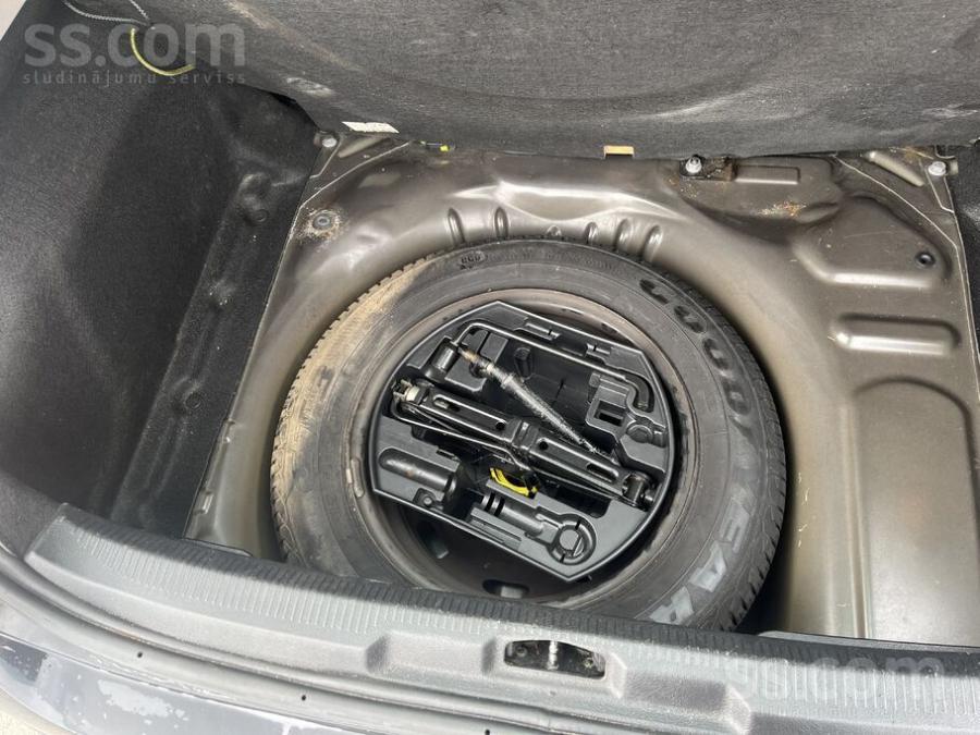 Melns Peugeot 207 2007 Rīga, ar dzinēja tilpumu 1.40 L un nobraukumu 230 tūkst. km par 500 €, foto 13 vietnē AUTOMOTO.COM.LV